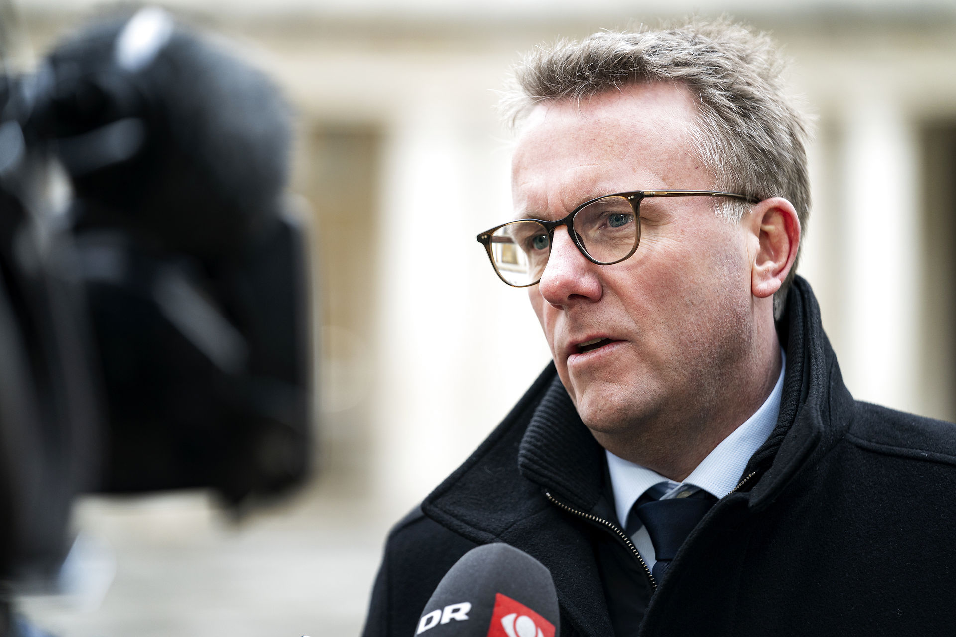 Ligner en skandale: På fire år har ministerium ansat én over 50 år