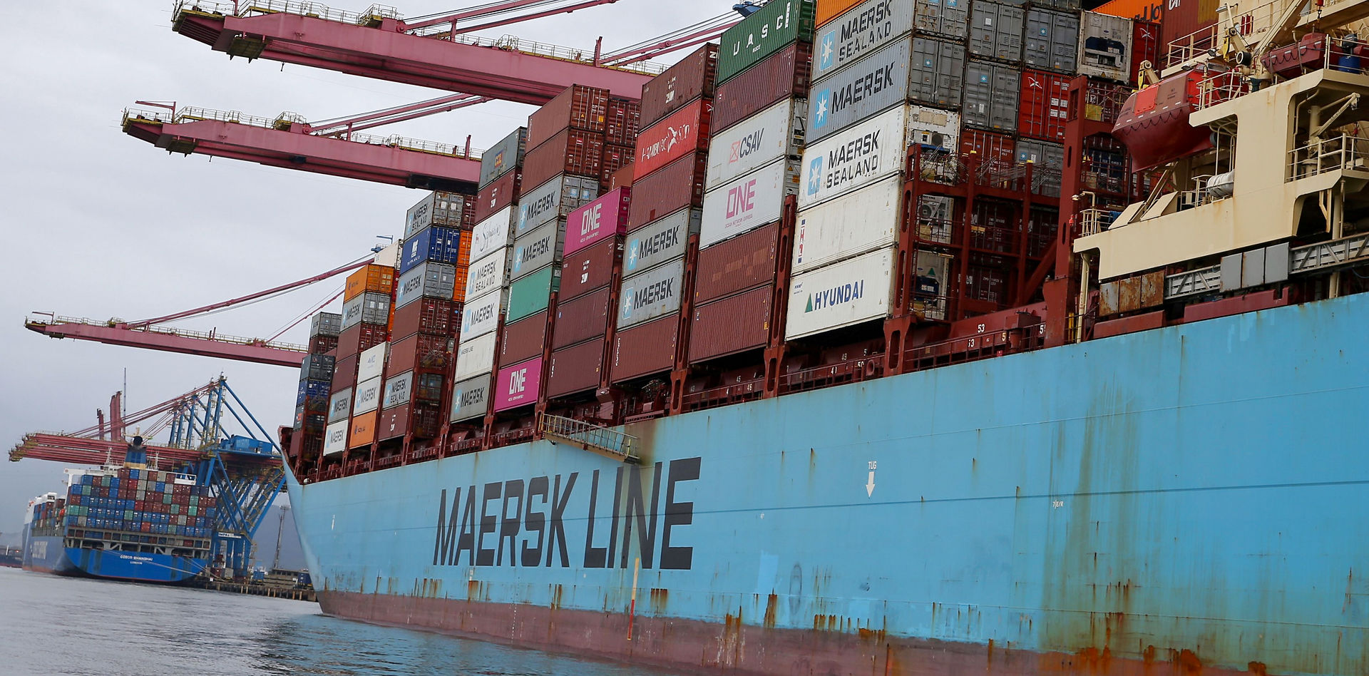 Dansk gigant ramt af corona og faldende oliepriser