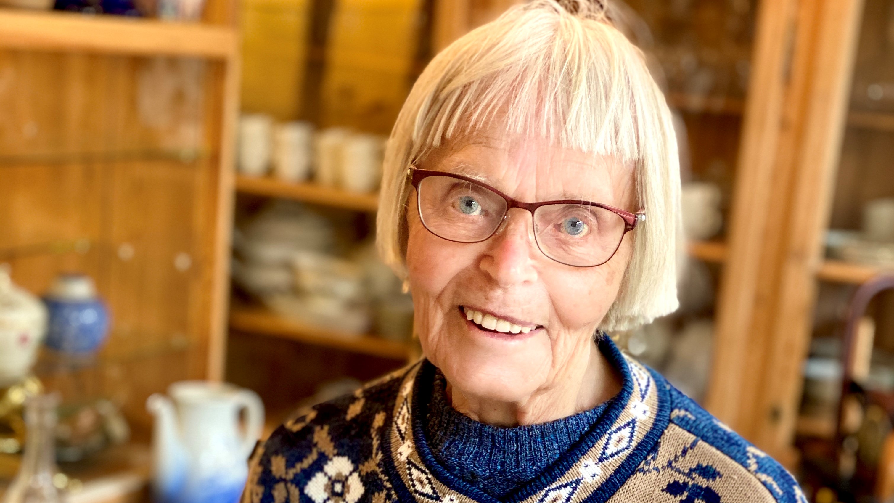 Anna er 95 og arbejder stadig: Jeg kan ikke bare sidde og trille ...