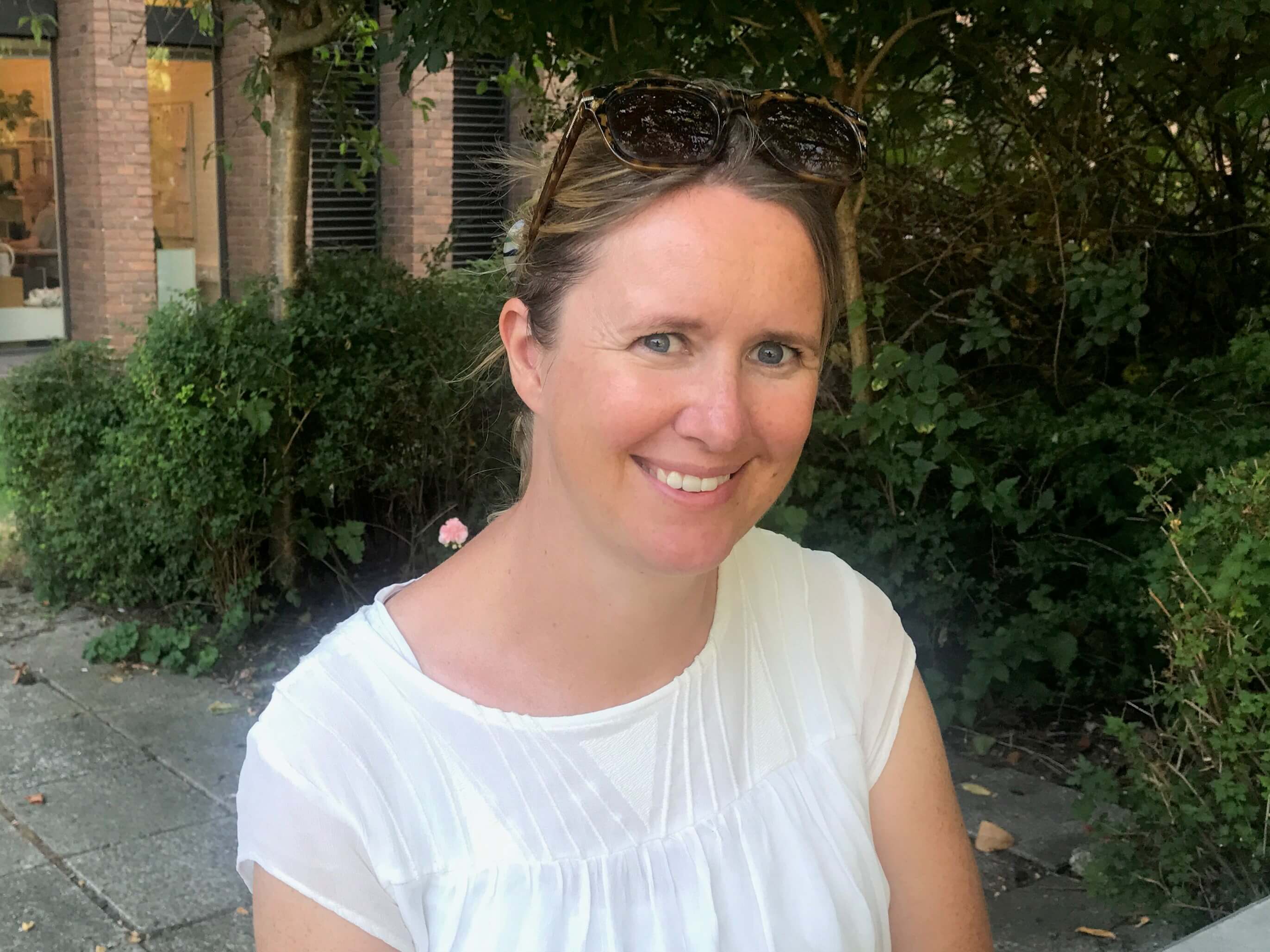 Corona-fyring ramte Frida som et granatchok: Nu har hun fået nyt job