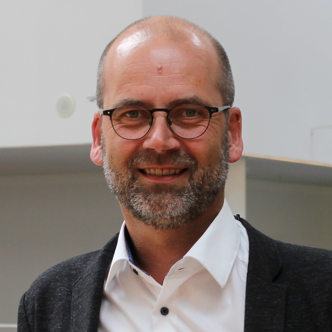 60-årig kommunalchef siger op og bliver sosu-elev: Jeg vil gøre en forskel