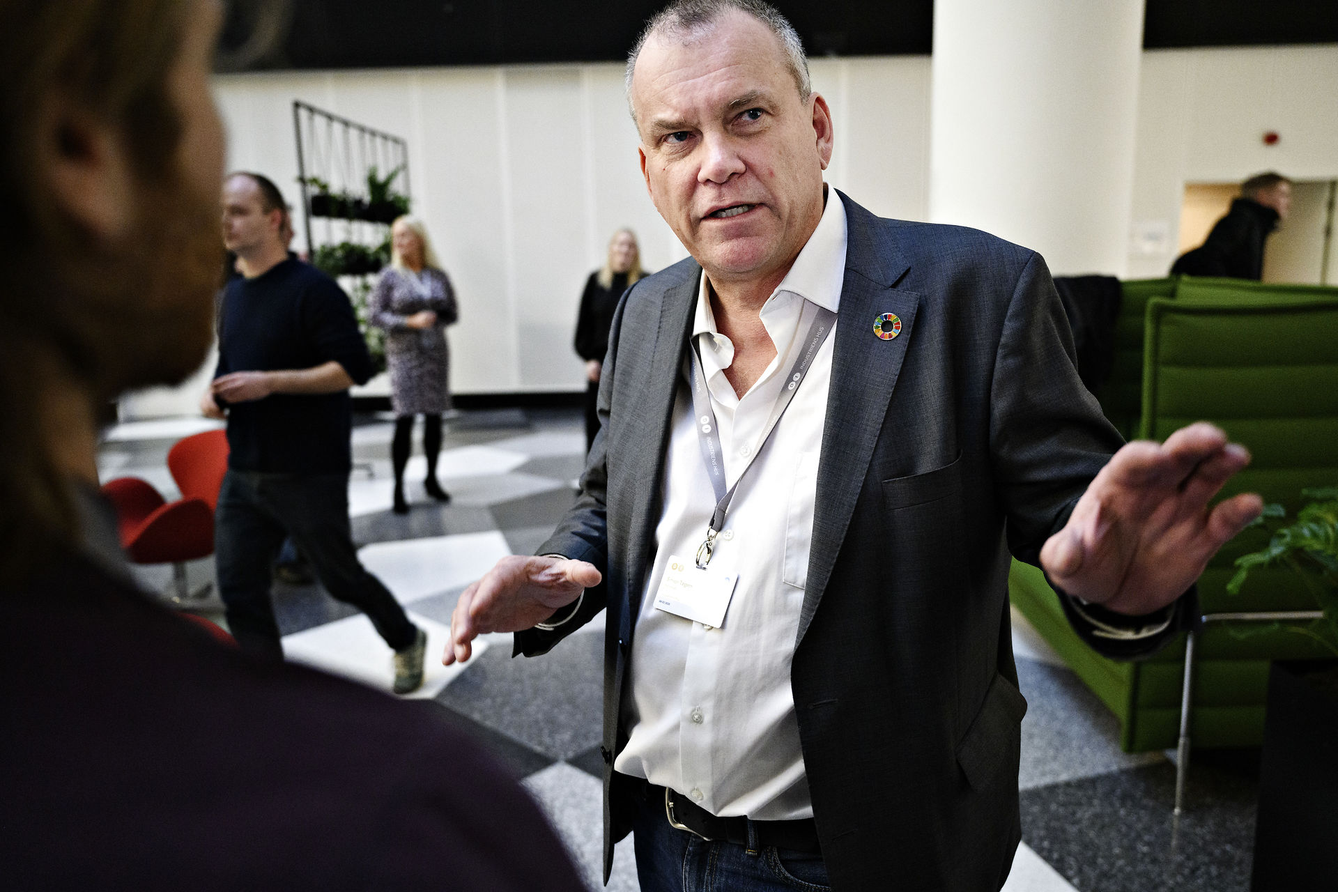 Krise i HK: Formand og tillidsrepræsentanter langer ud efter HK Privat-formand