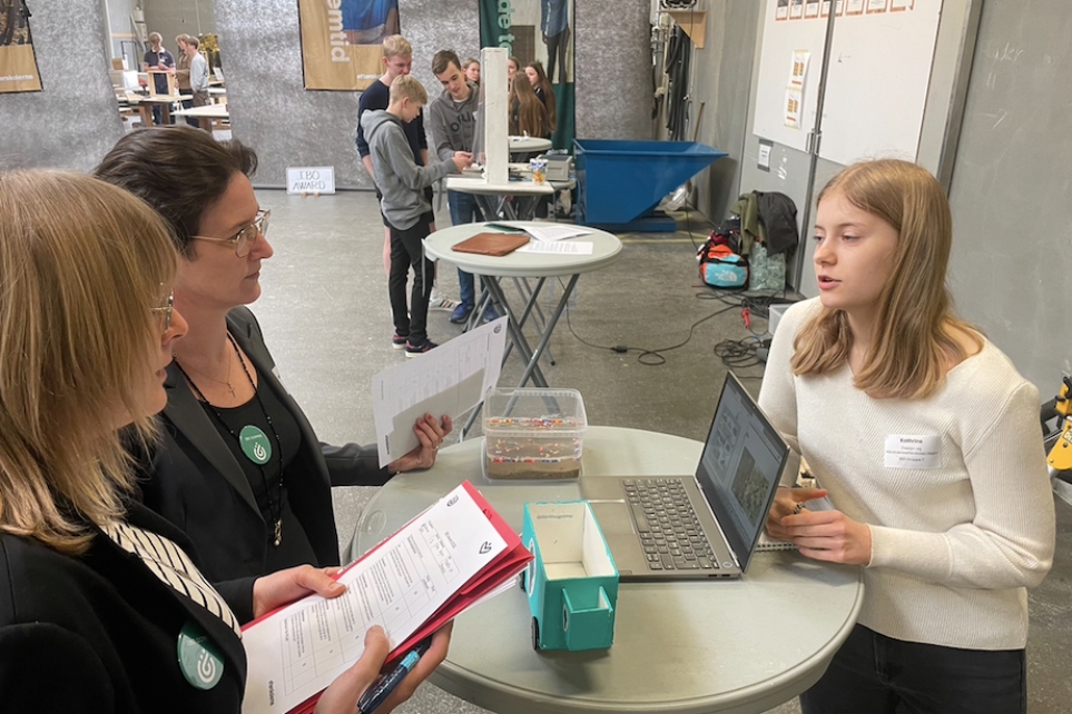 Skoleeksempel: Elever fra efterskoler opdager erhvervsskolernes faglighed